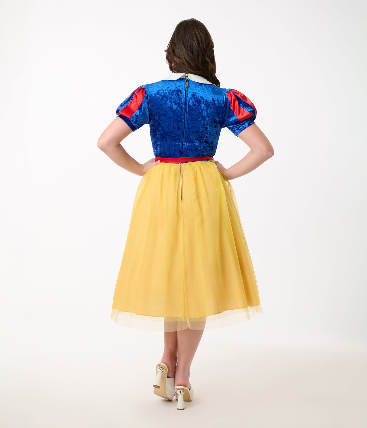 Disney's Snow White Collection by Unique Vintage Iconic Snow White Swi