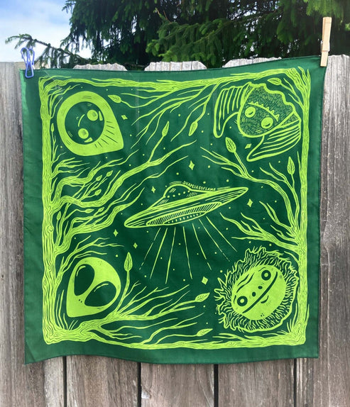 Green Alien & Cryptid Bandana – Unique Vintage