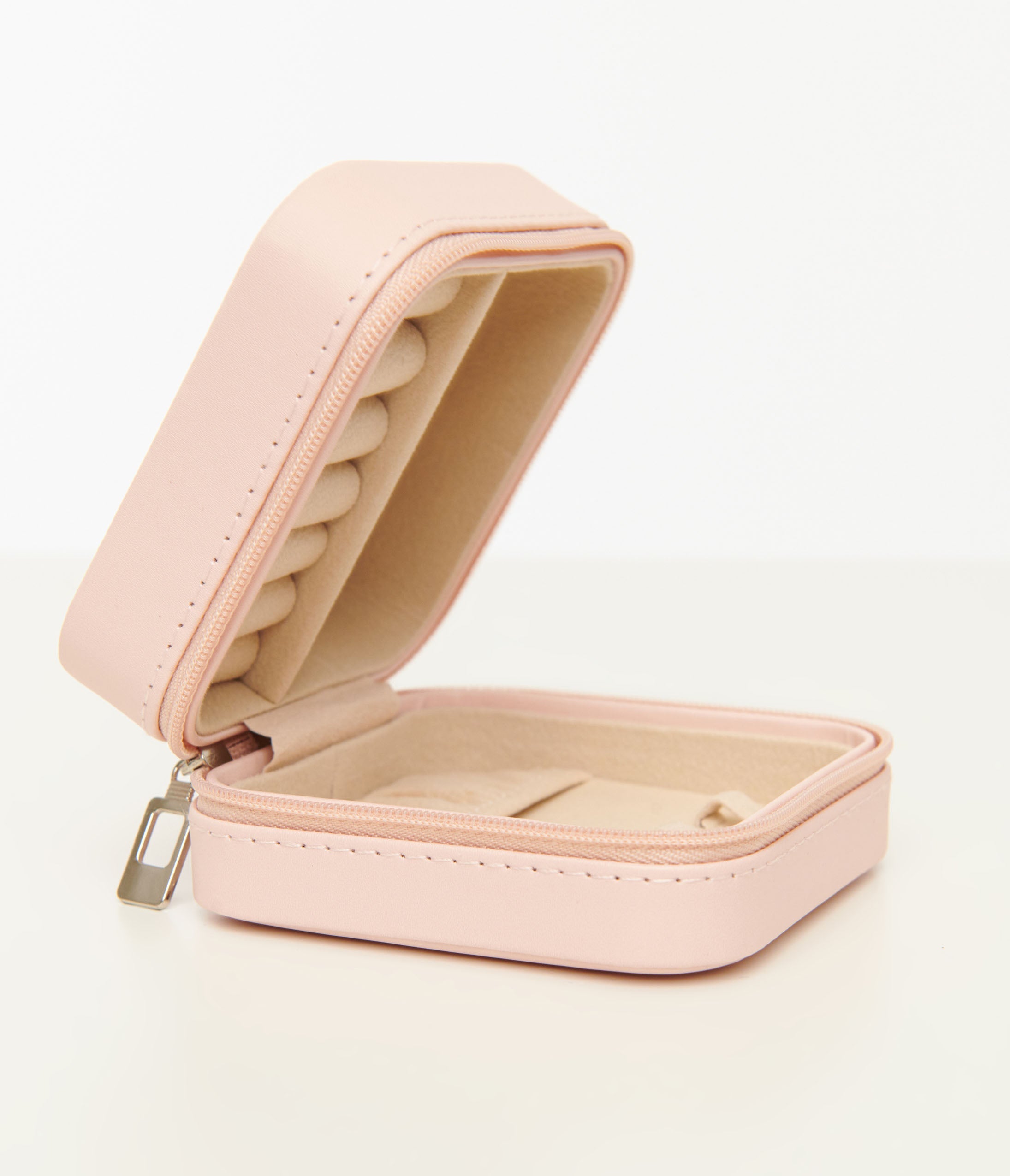 Light Pink Matte Christina Jewelry Case – Unique Vintage
