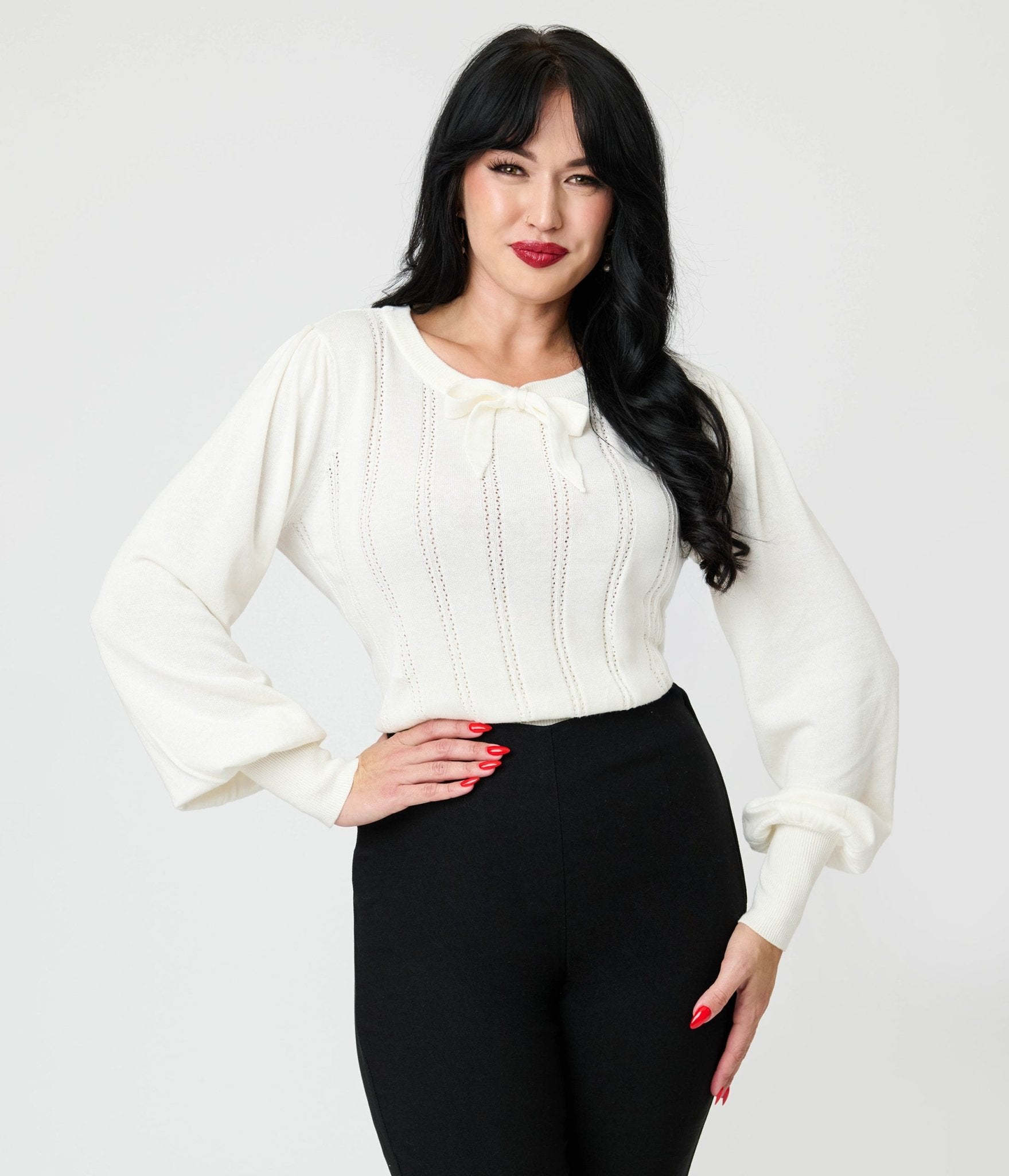 Royal Monk Ivory Bow Sweater – Unique Vintage