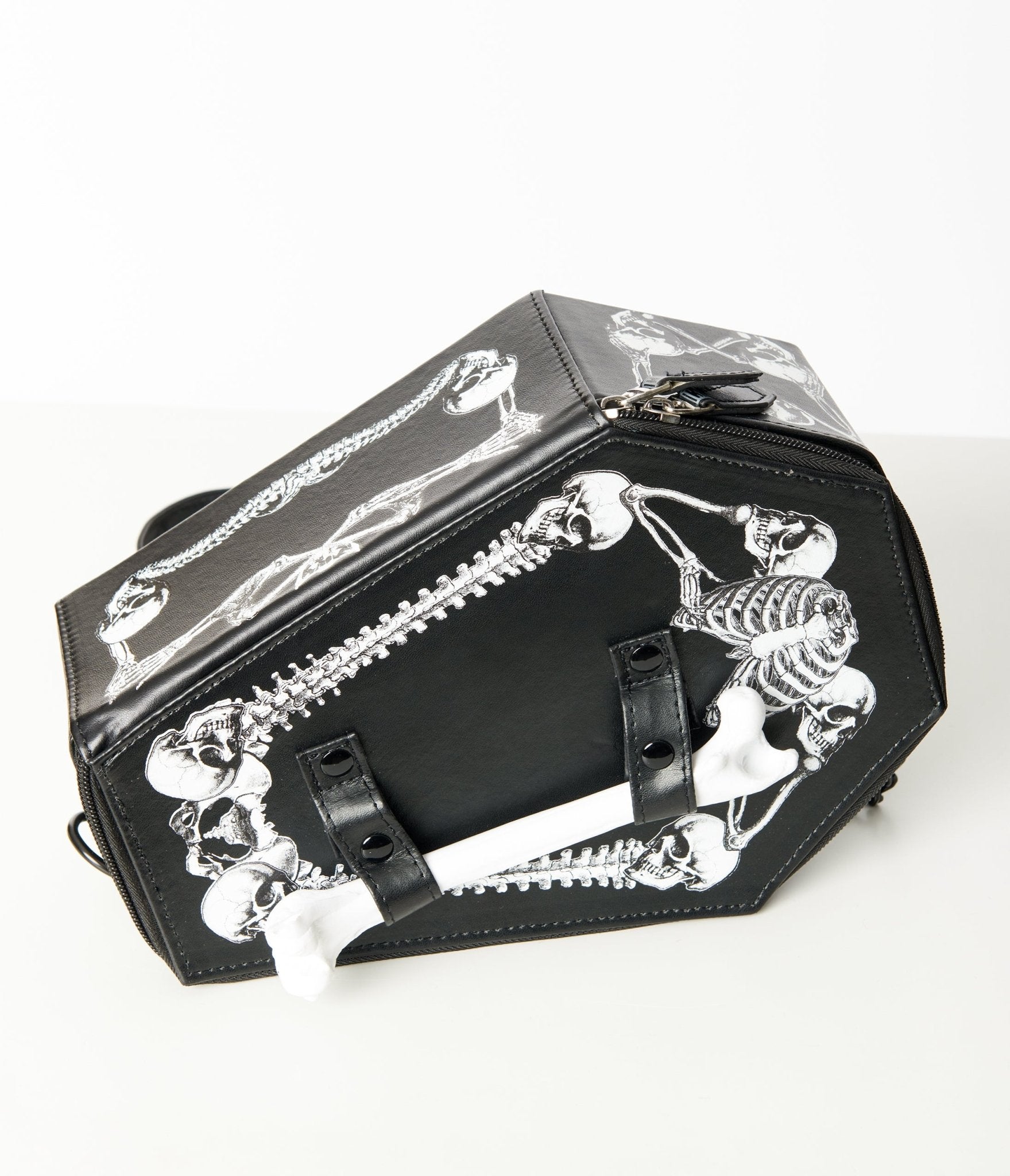 Shop Purses | Unique Vintage – Page 2