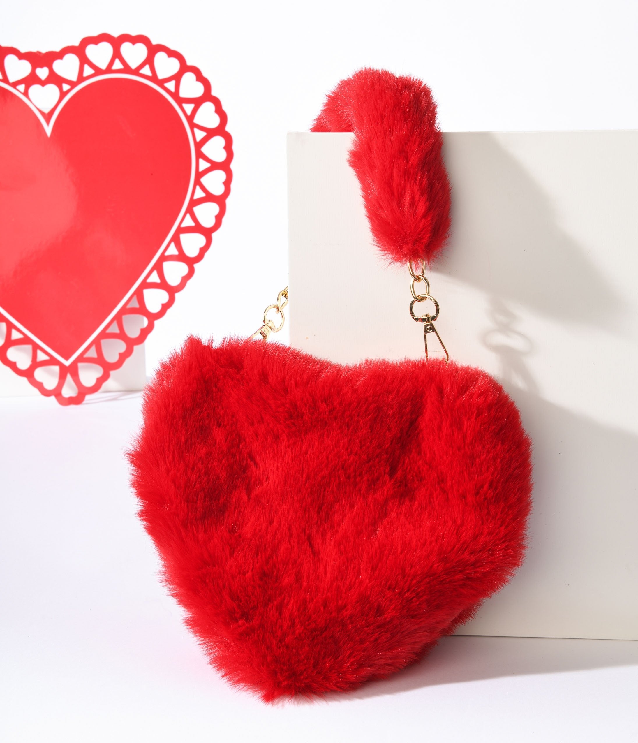 Fuzzy Red Heart Handbag – Unique Vintage